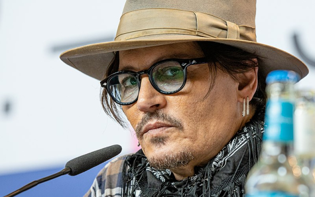 johnny depp hírek